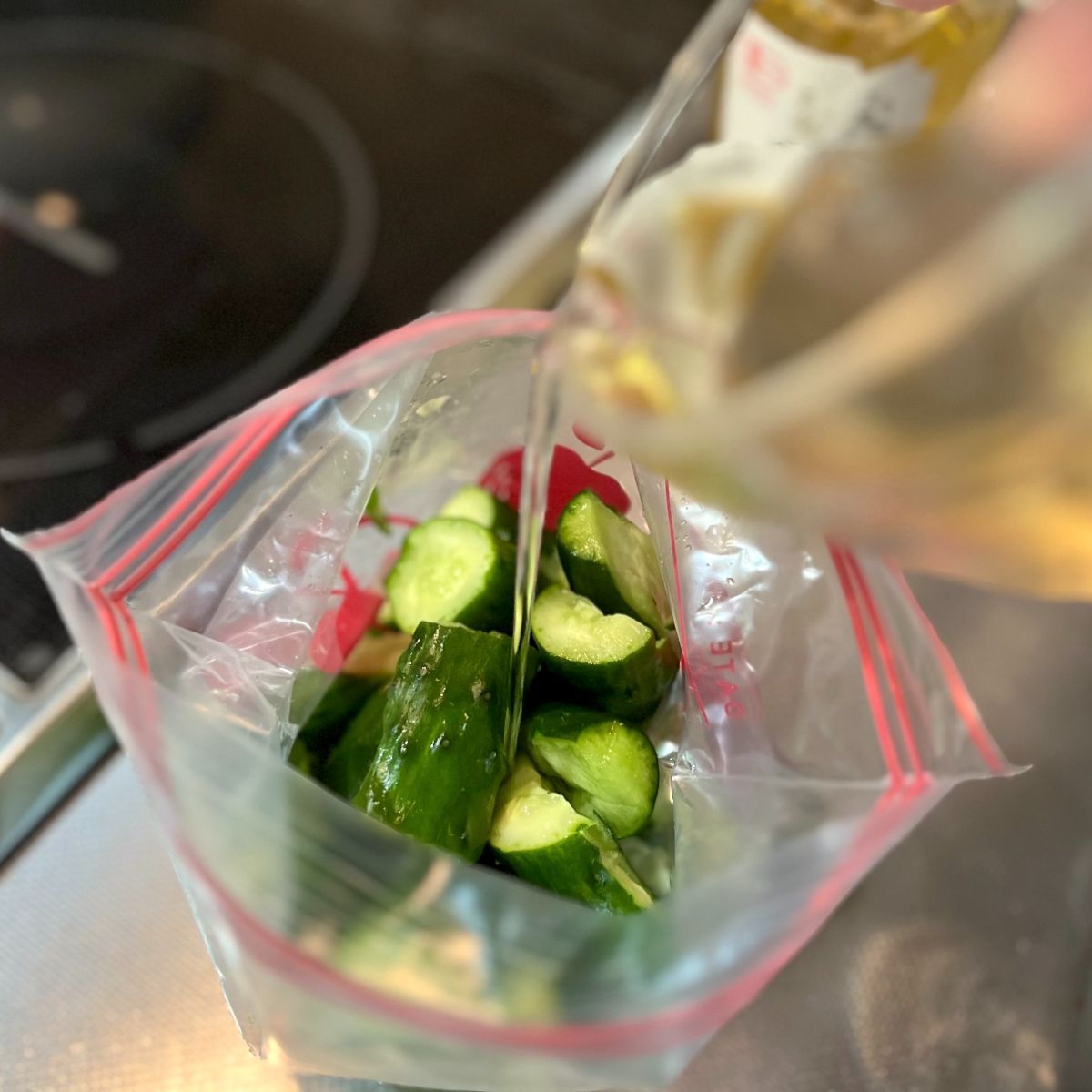 「米酢」と「穀物酢」の違いって？美味しく使い分けるコツから、あと1品！のお手軽レシピも | kufura（クフラ）小学館公式